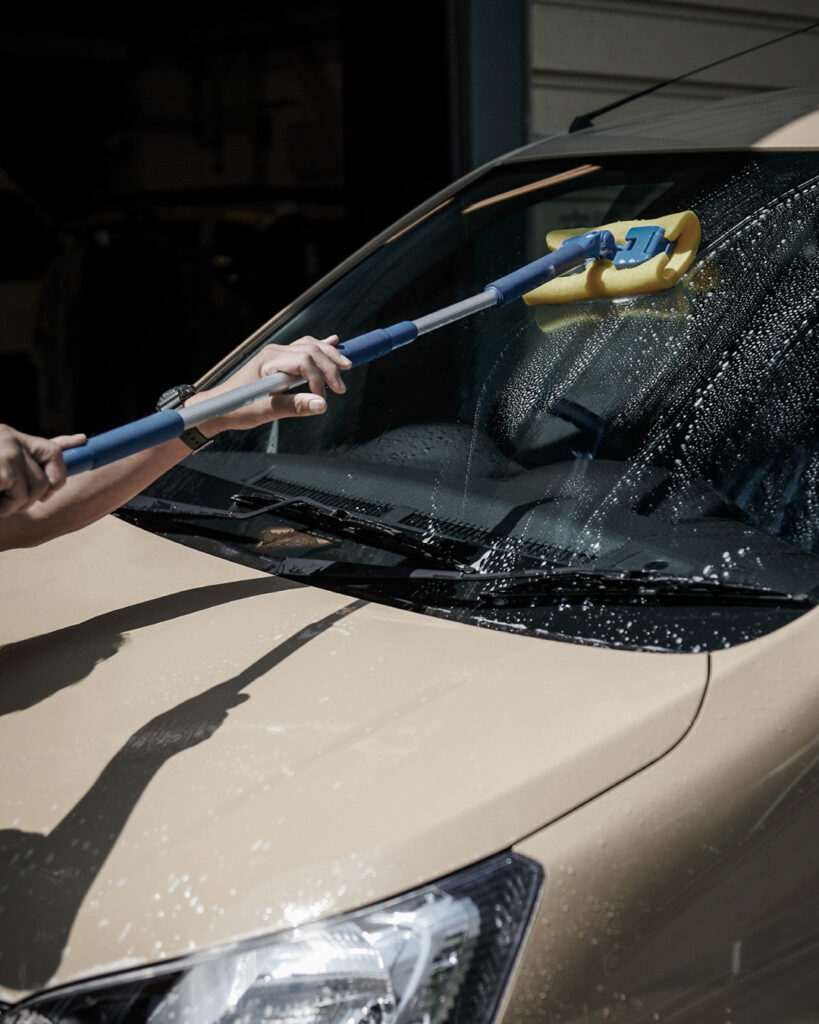Gordon Miller_Telescopic Mop with Sponge for Car Usage - Autobacs